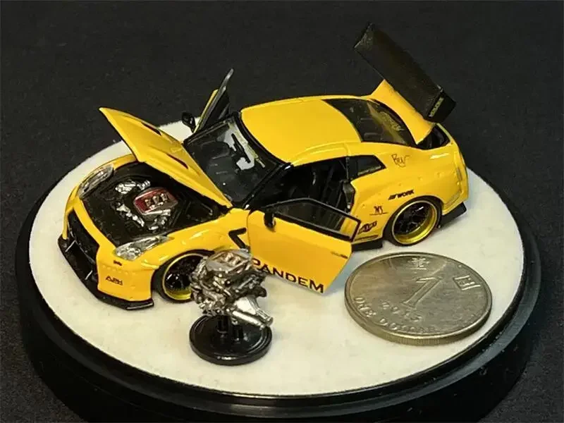 PGM-1-64-GTR-R35-pantem-Yellow-Diecast-Full-Open-Model-Car.jpg