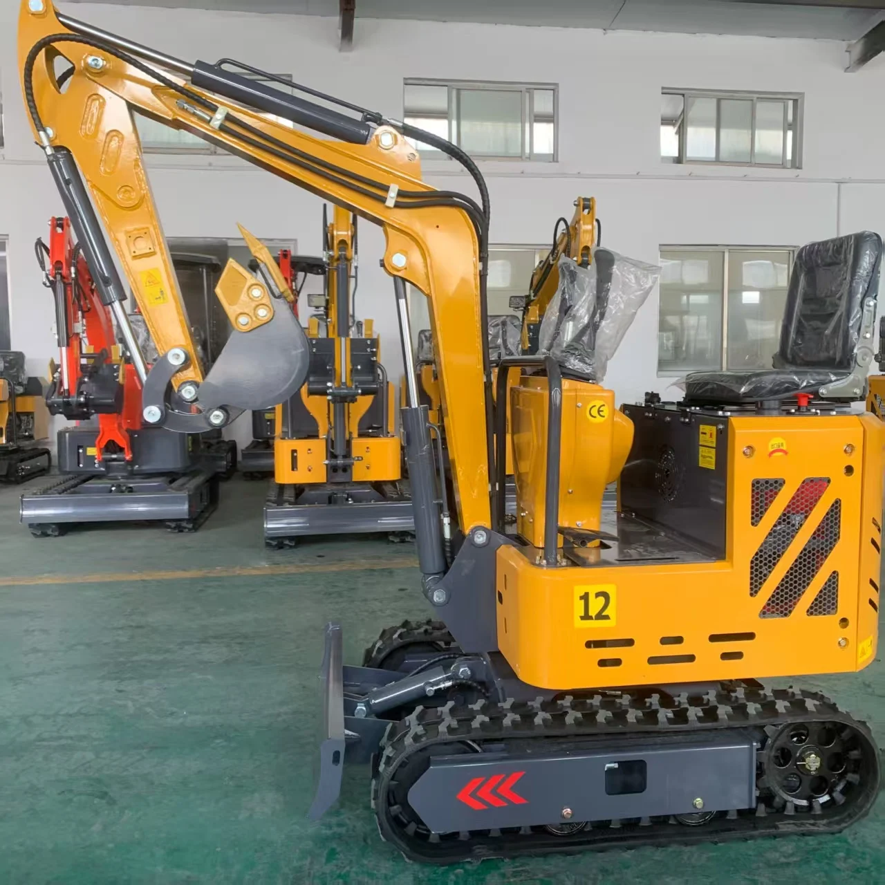 China mini excavator 1 ton crawler excavator EURO5/EPA for personal and ...
