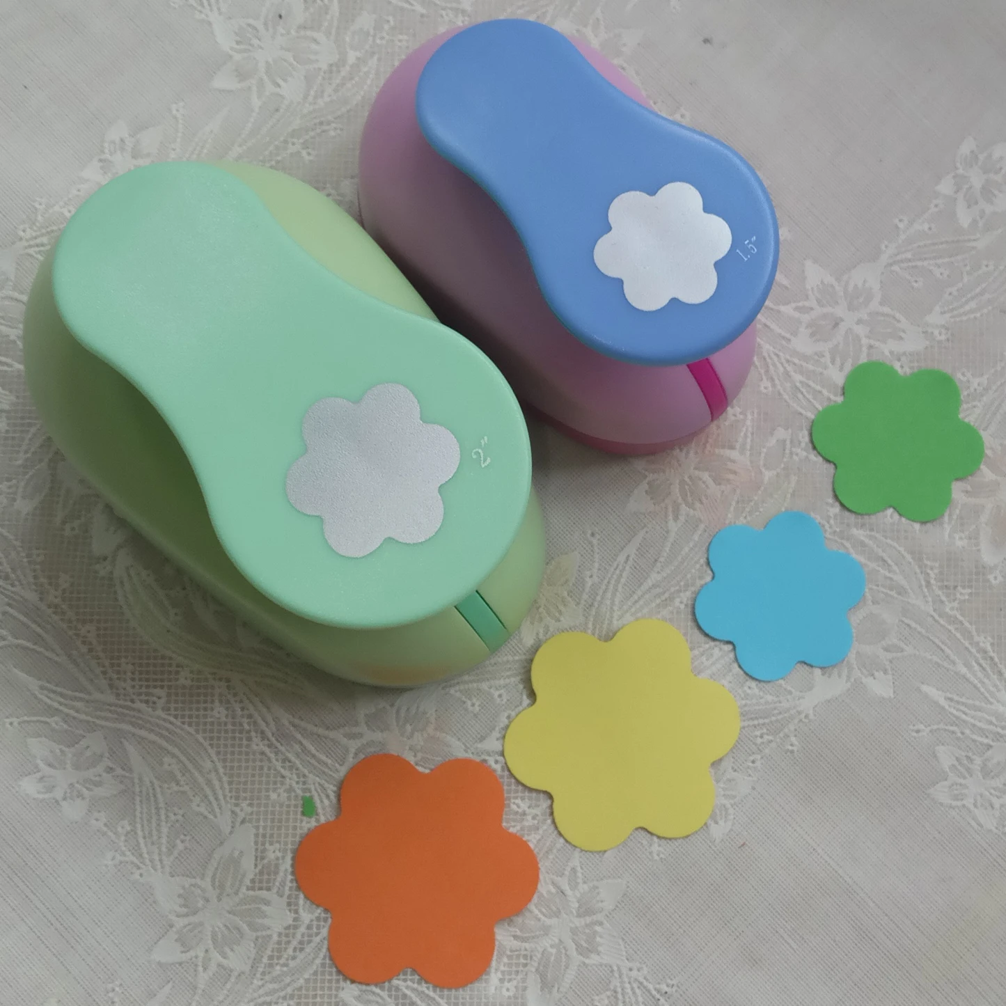 6 Petal Flower Punch