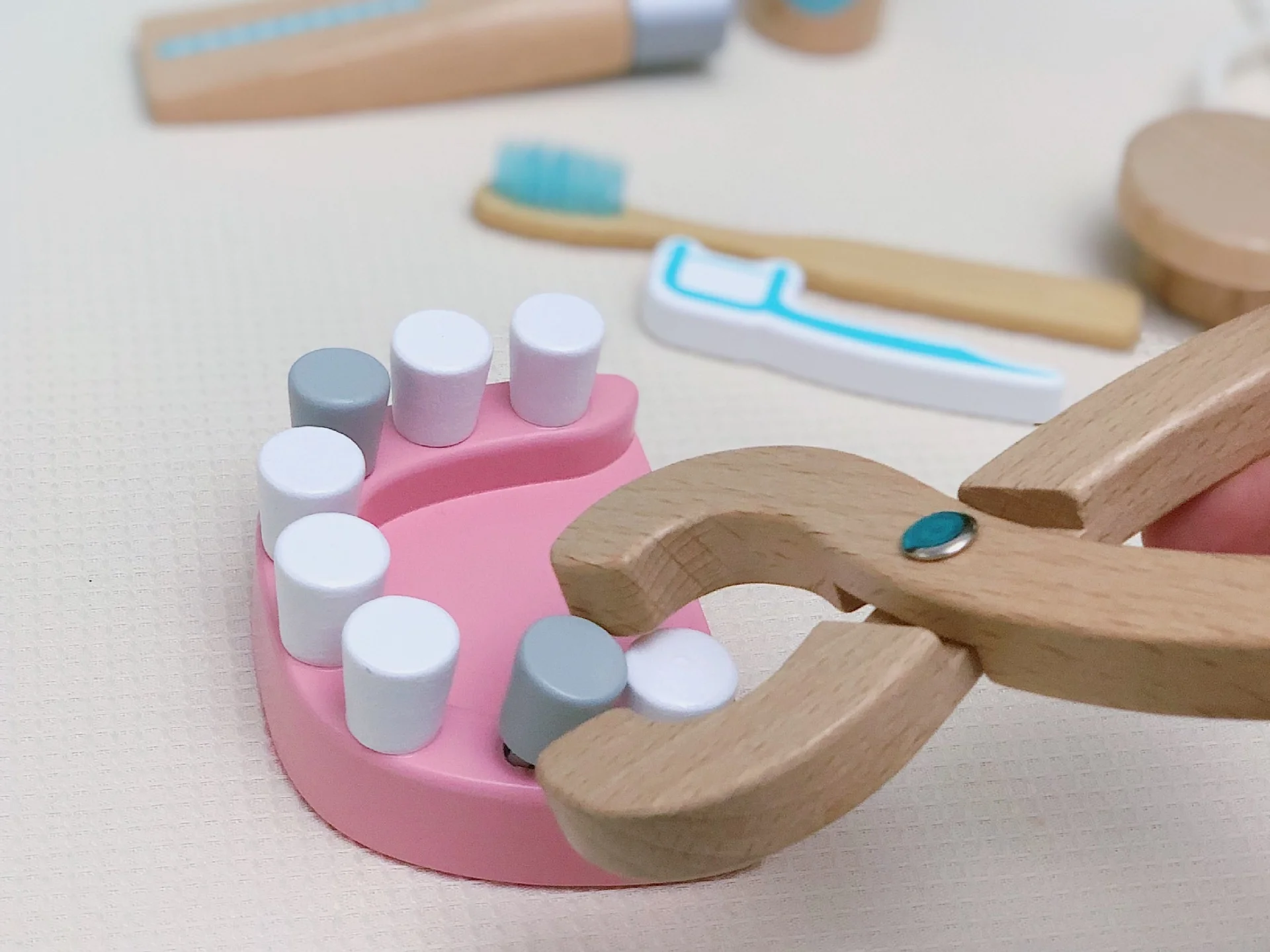 Ensemble de jouets de doctorat - Ensemble de jouets de docteur en bois ...