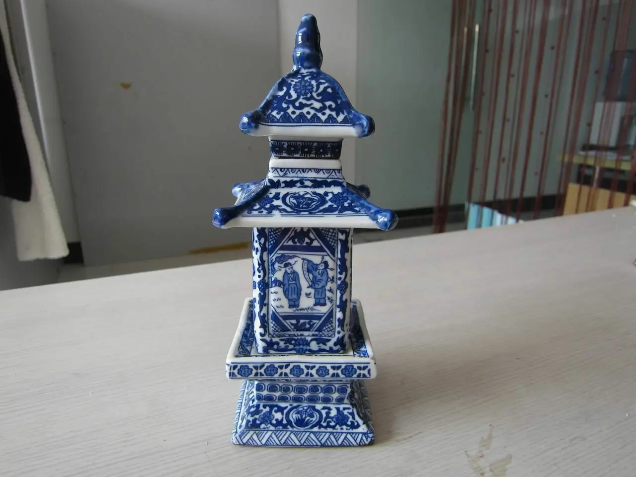 Old Collecting Antique chinês porcelana azul e branca Layered Tower ...