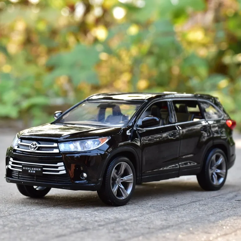 1-32-Toyota-Highlander-SUV-Alloy-Car-Model-Diecasts-Metal-Toys-Off-road ...