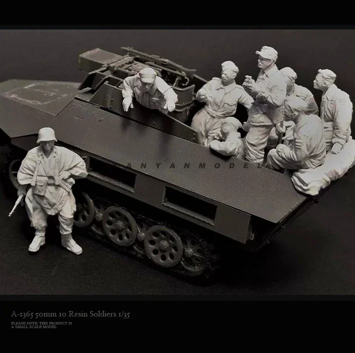 1-35-Resin-Soldier-model-kits-figure-colorless-and-self-assembled-8-pcs ...