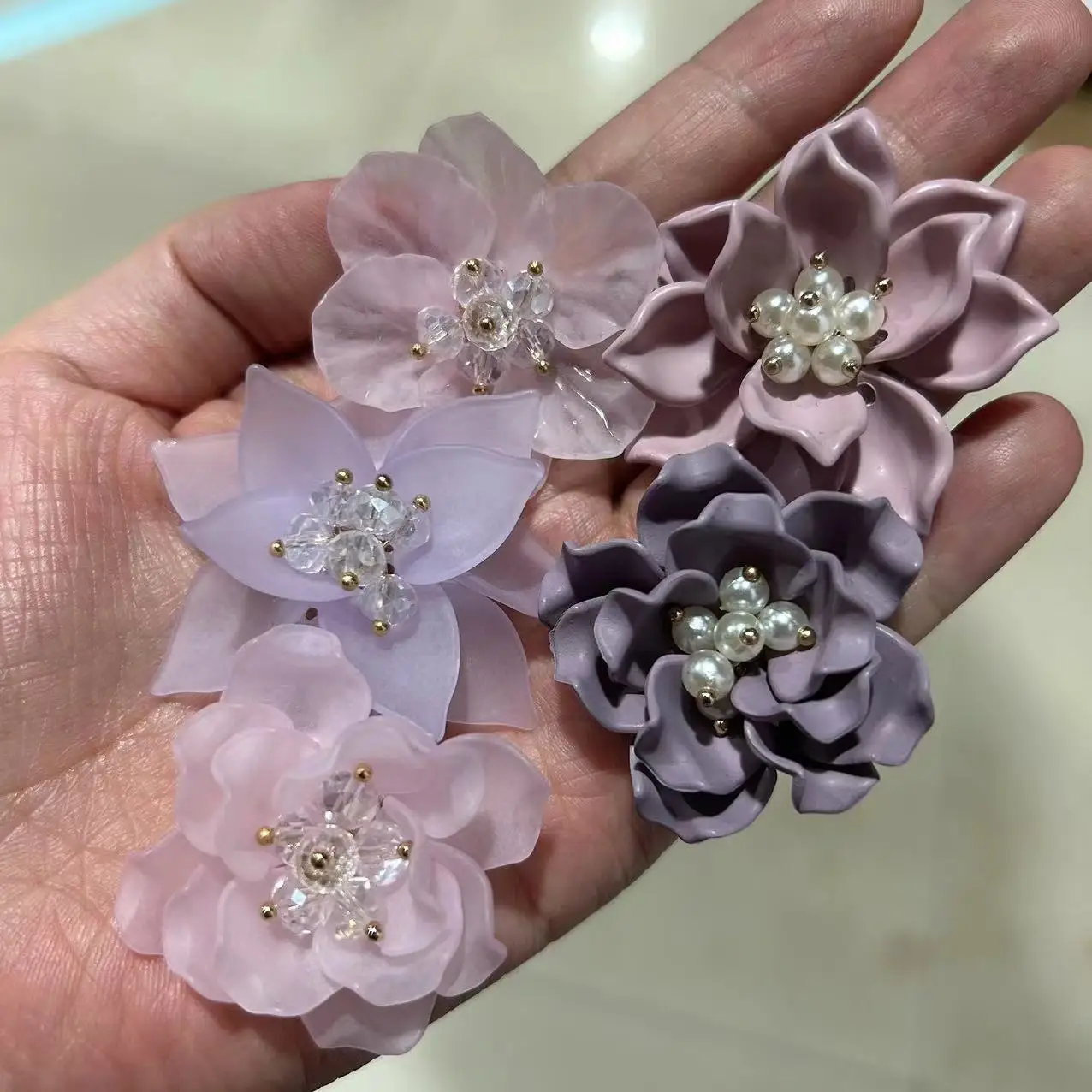 5pcs Sewing on Flower Rose Pearl Crystal Peta Floral Patch for Clothing ...