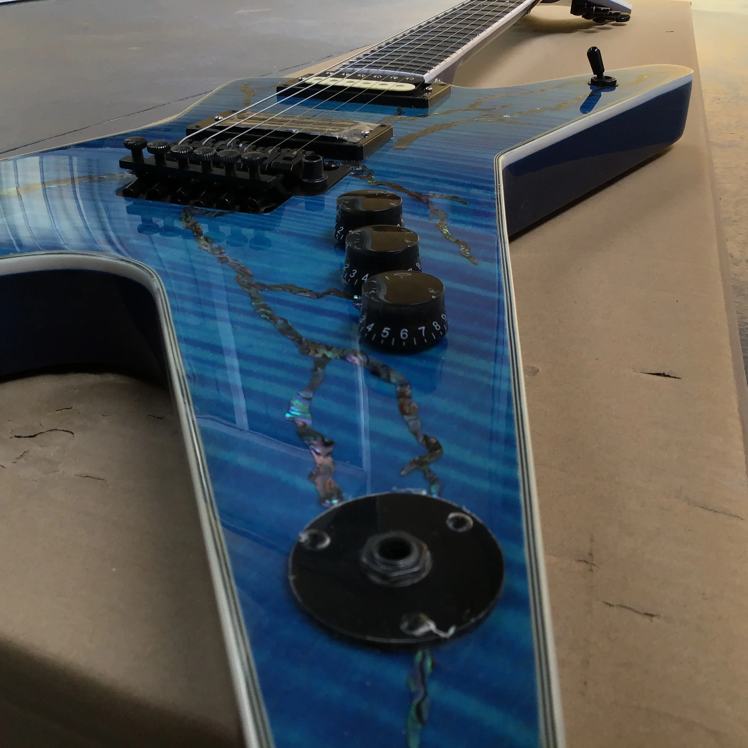 6-string-electric-guitar-tiger-patterned-surface-colorful-shell-inlay ...