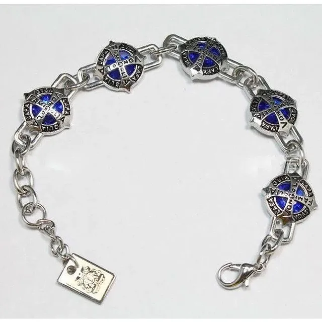 Hitman Reborn Anime Vongola Famiglia Cosplay Metal Ring Badge Set ...