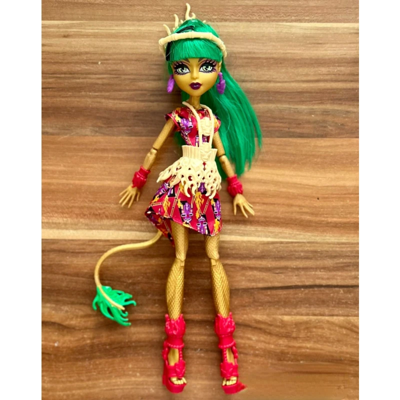 Jinafire Long Doll