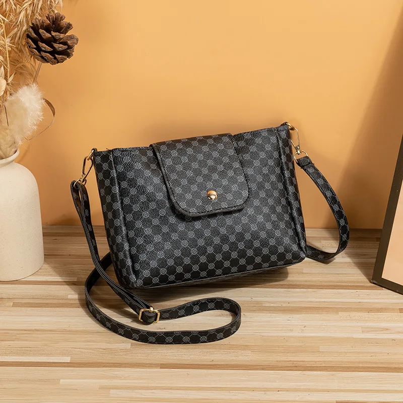 New-Ladeis-Bags-Fashion-Casual-Lingge-Embroidered-Cross-Body-Bucket-Bag ...