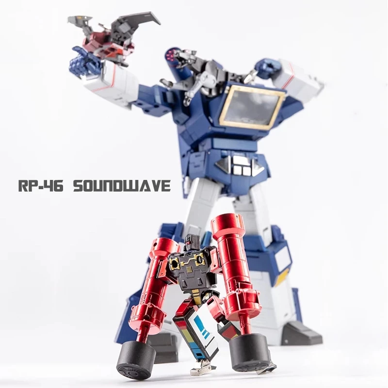 Robot-Paradise-Transformation-RP-46-RP46-Soundwave-G1-Walkman-KO-MP-13 ...