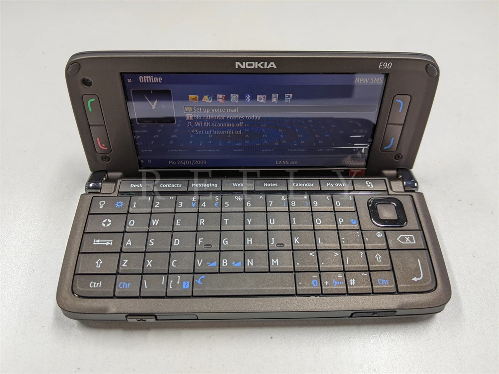 Nokia E90