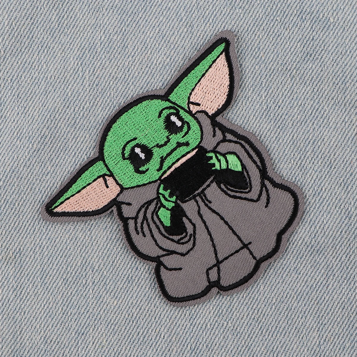 Cool-Movie-Alien-Embroidered-Patches-For-Clothing-DIY-Badge-Adhesive ...