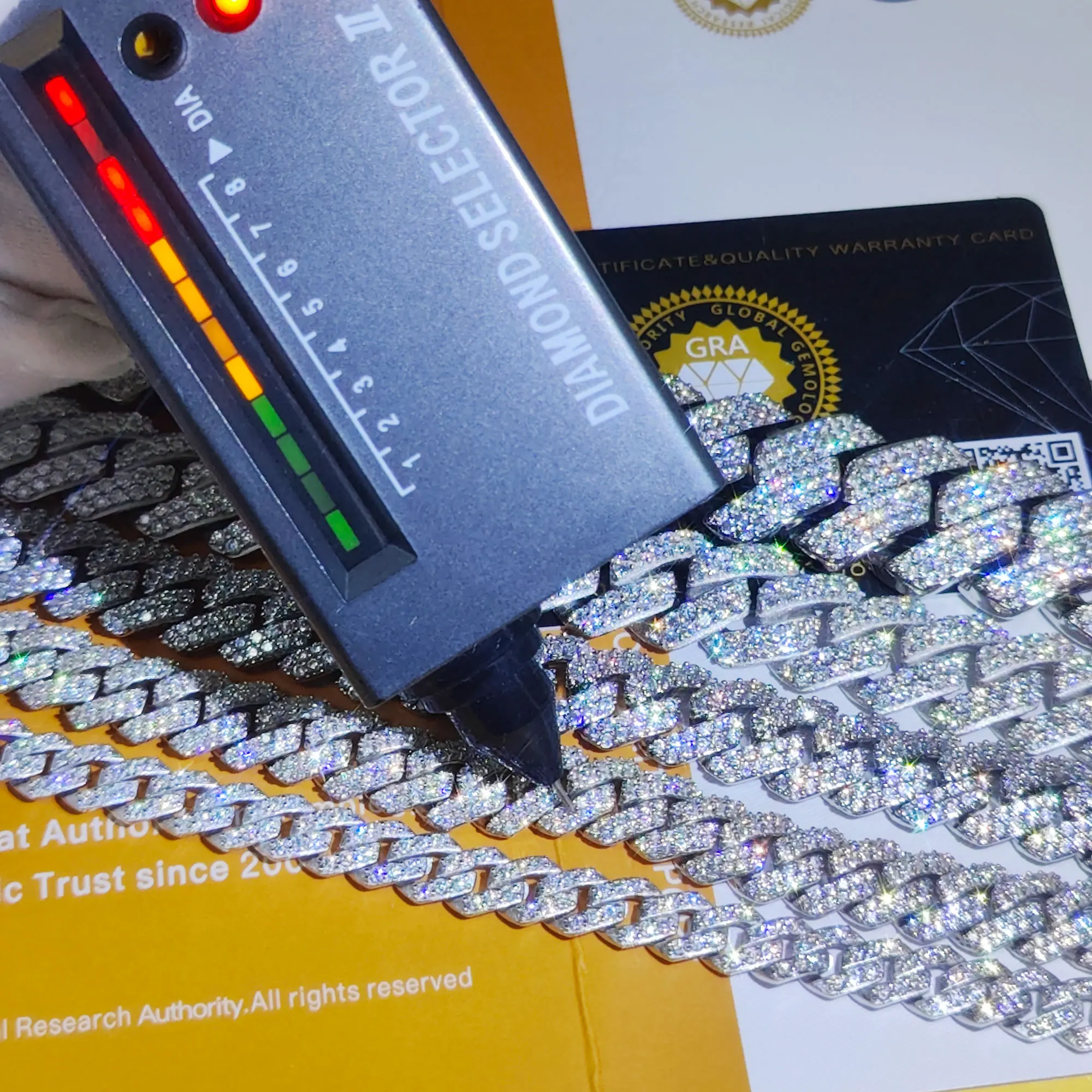 Pass-Diamond-Test-Hip-Hop-Jewelry-VVS1-Stone-Shiny-2row-3row-Men-Women ...