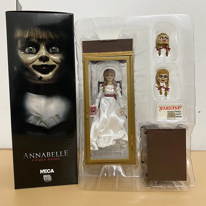 Figura-de-a-o-NECA-Annabelle-Ultimate-Comes-Home-Conjur-On-Hand-Joint ...