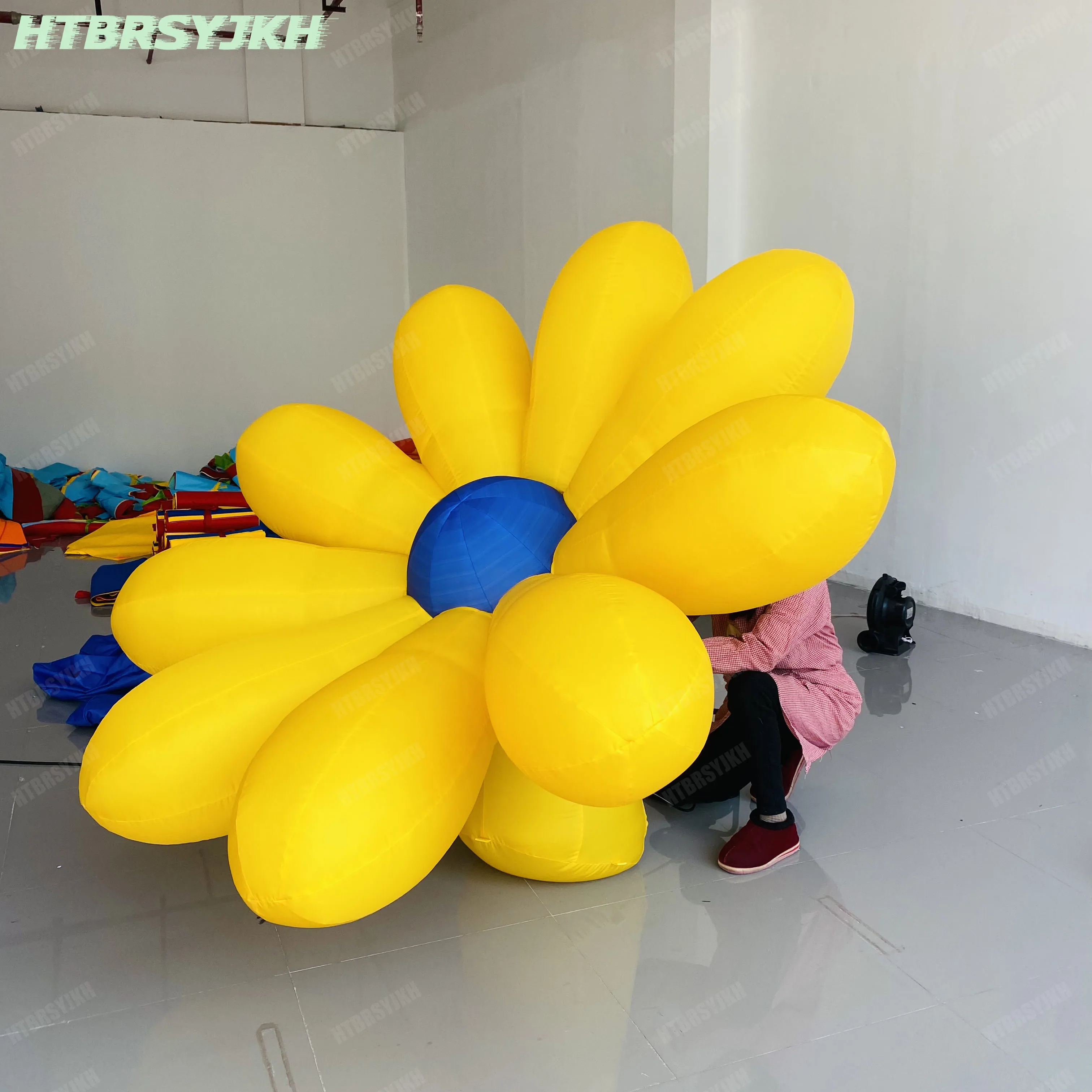 2M-Inflatable-Flower-with-White-LED-Light-Air-Blow-Yellow-Blue-Daisy ...