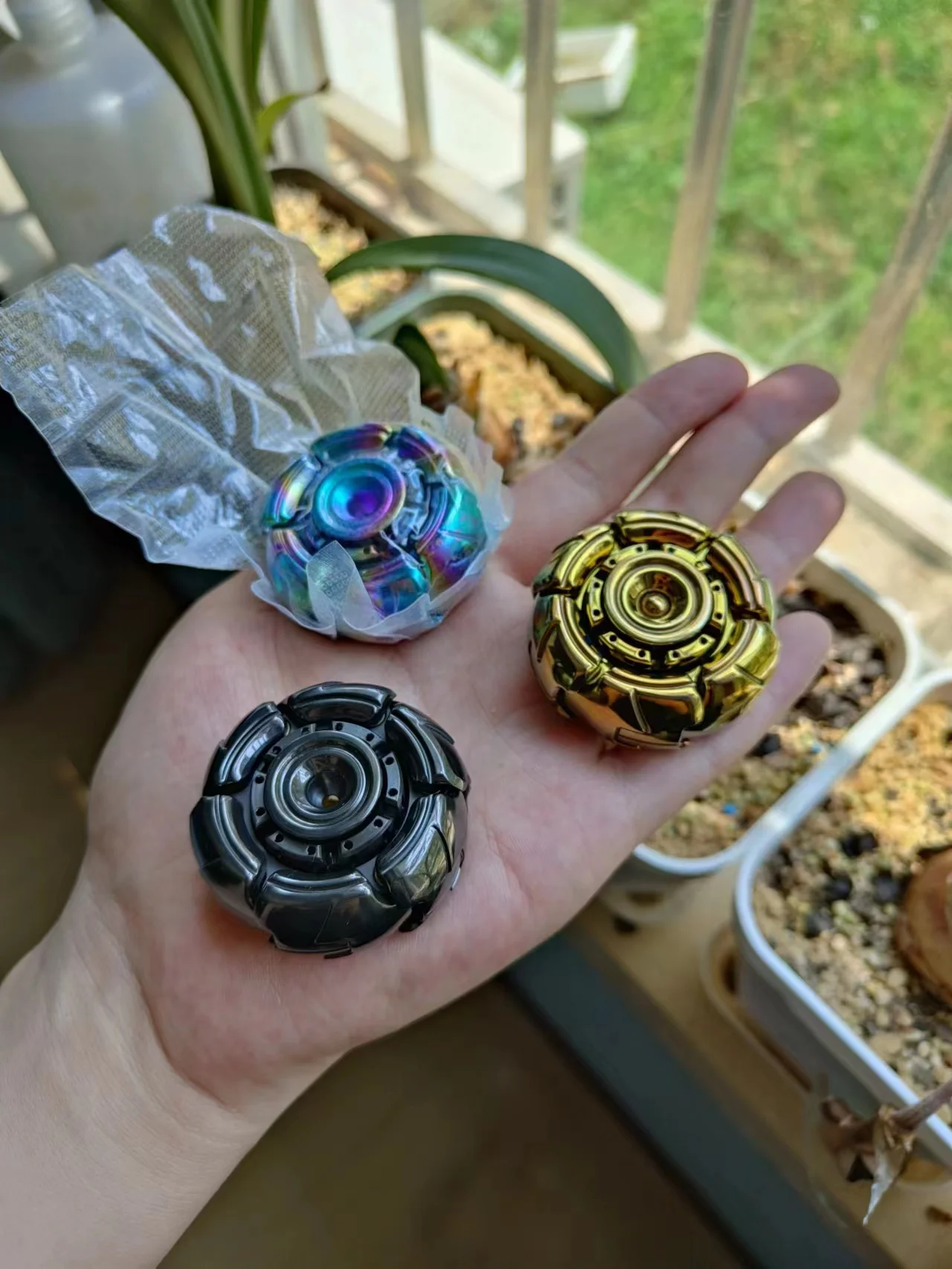 Stock-Original-GoBiggeR-Pillbug-Fidget-Spread-Zirconium-Polished-EDC ...