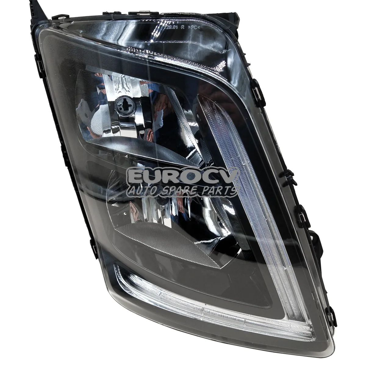 Spare-Parts-for-Volvo-Trucks-VOE-22239059-FMX-R-H-Headlight.jpg