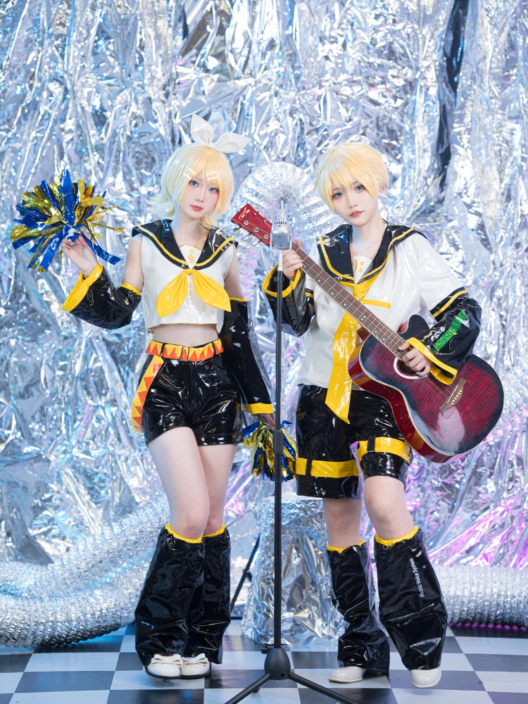 Kagamine Len Outfits