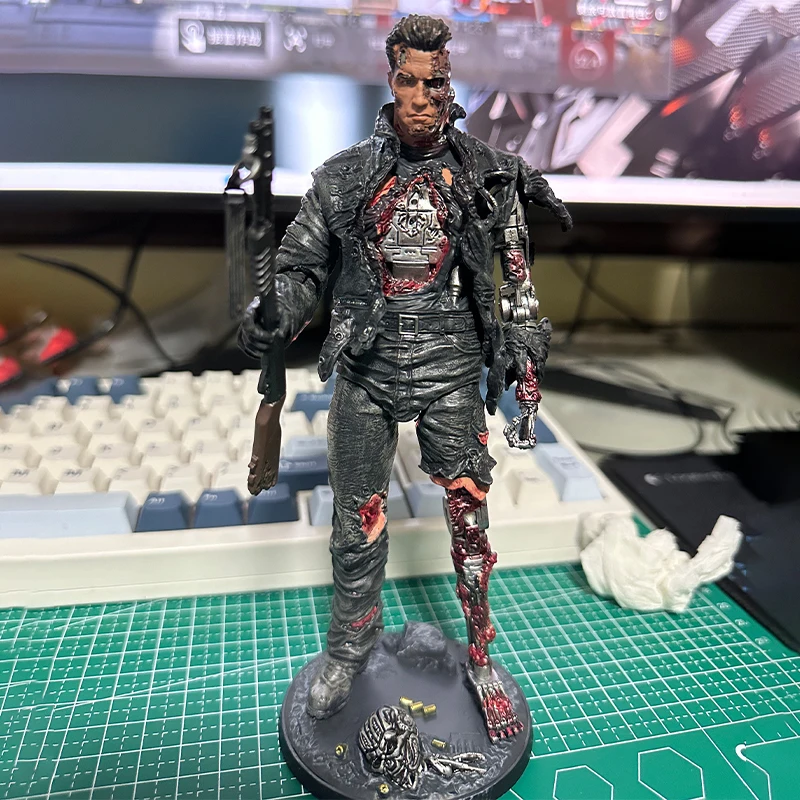 In-Stock-1-12-Scale-The-Terminator-T800-Heavy-War-Damage-Edition-Full ...