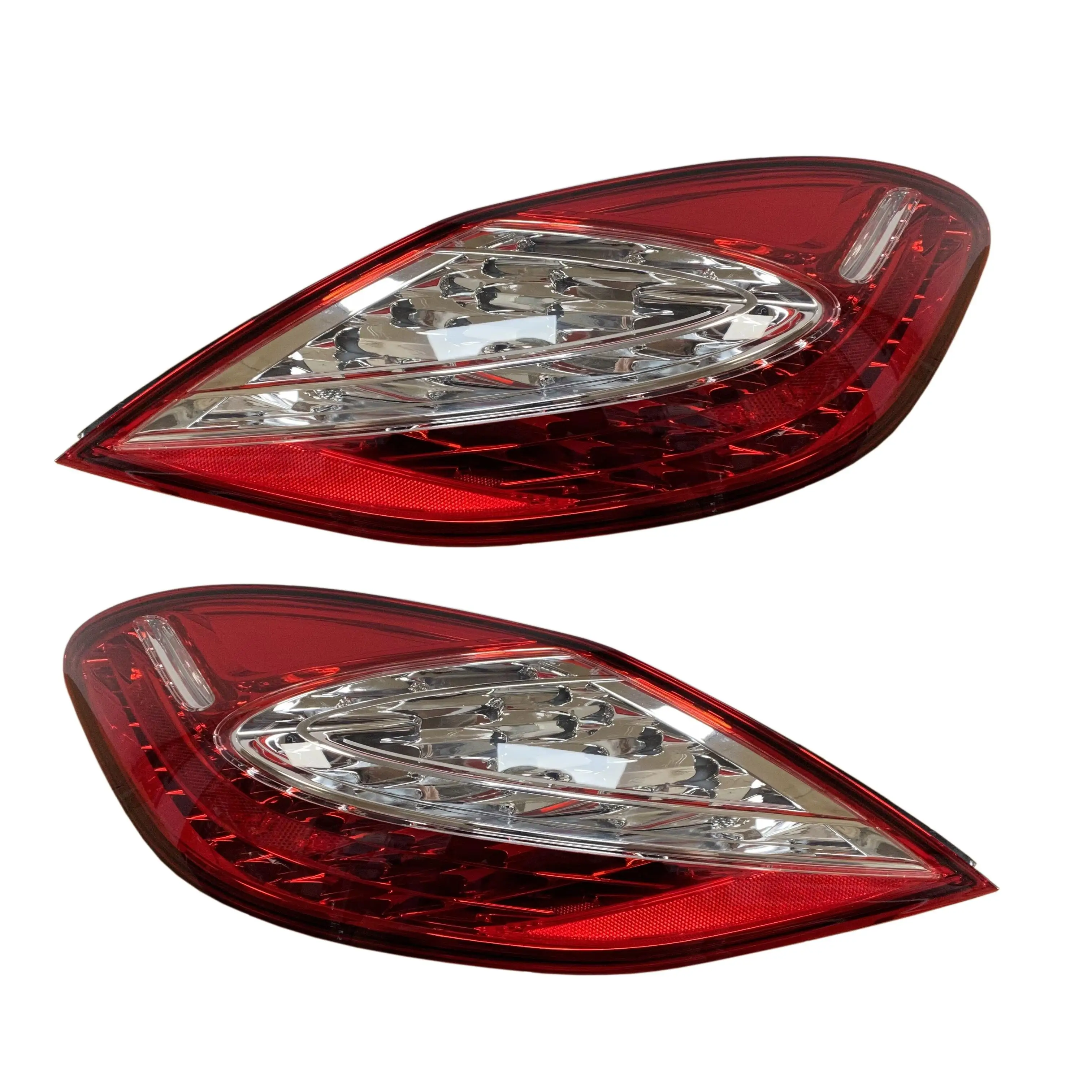OEM 97063141104 97063141204 VD auto parts tail light For Porsche ...