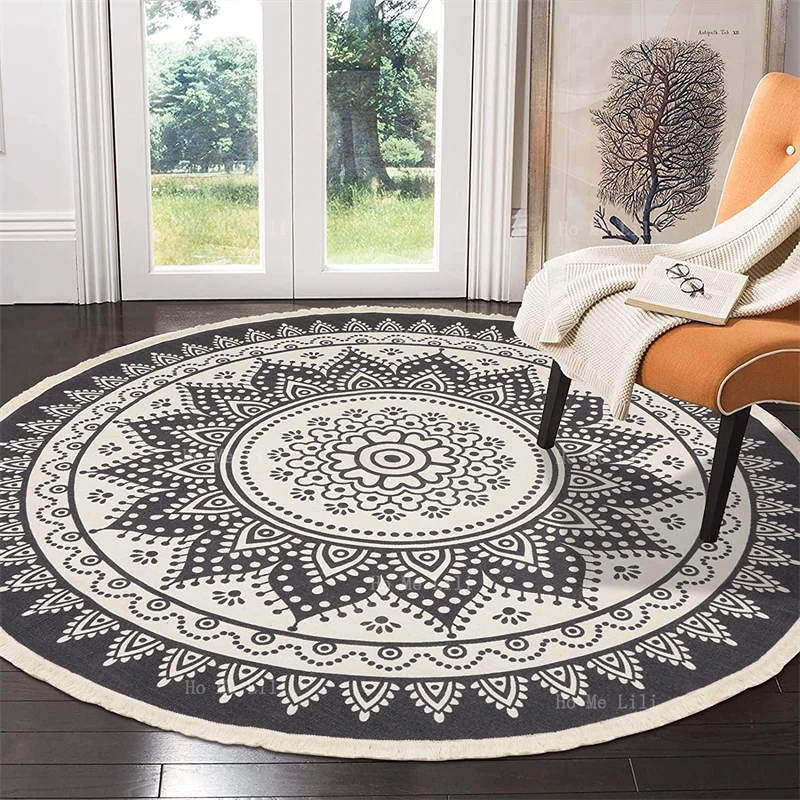 White Round Rugs