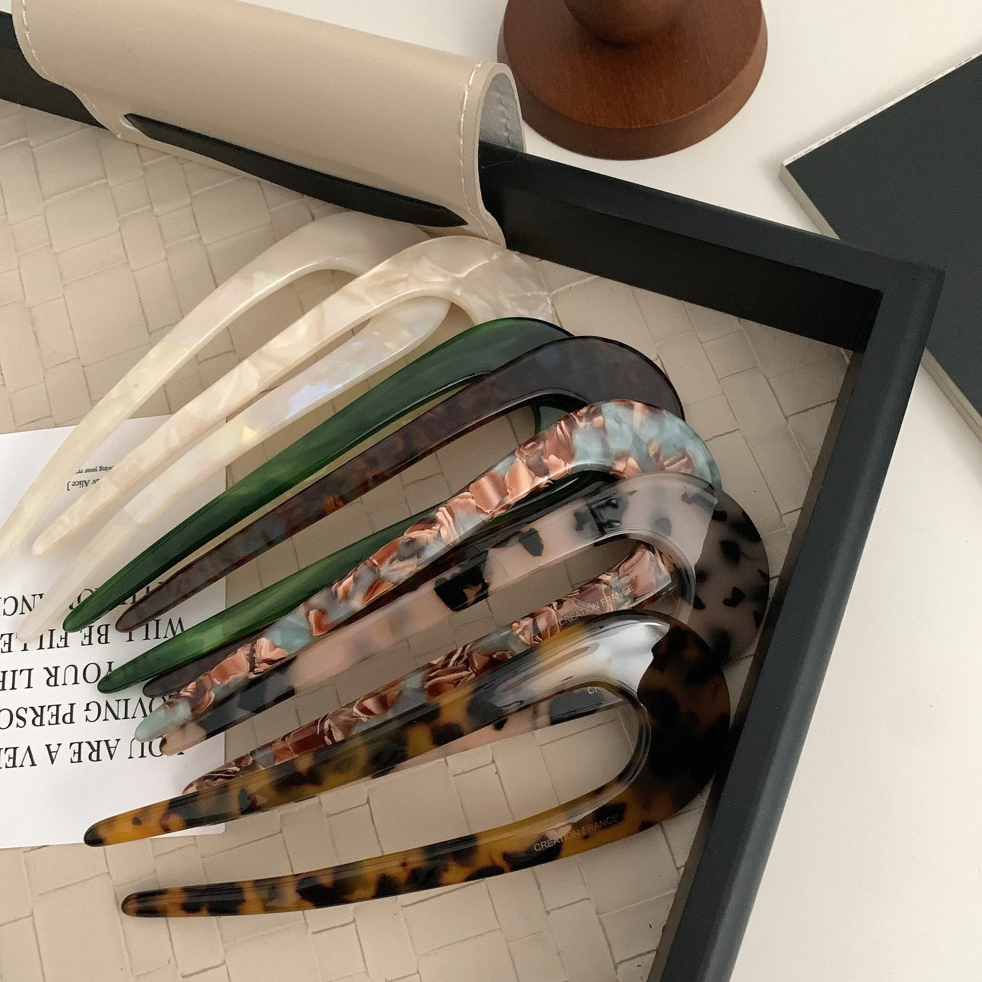 Quality-Acetate-Material-Classic-Elegant-U-Shaped-Hair-Clasp-Large-Updo ...