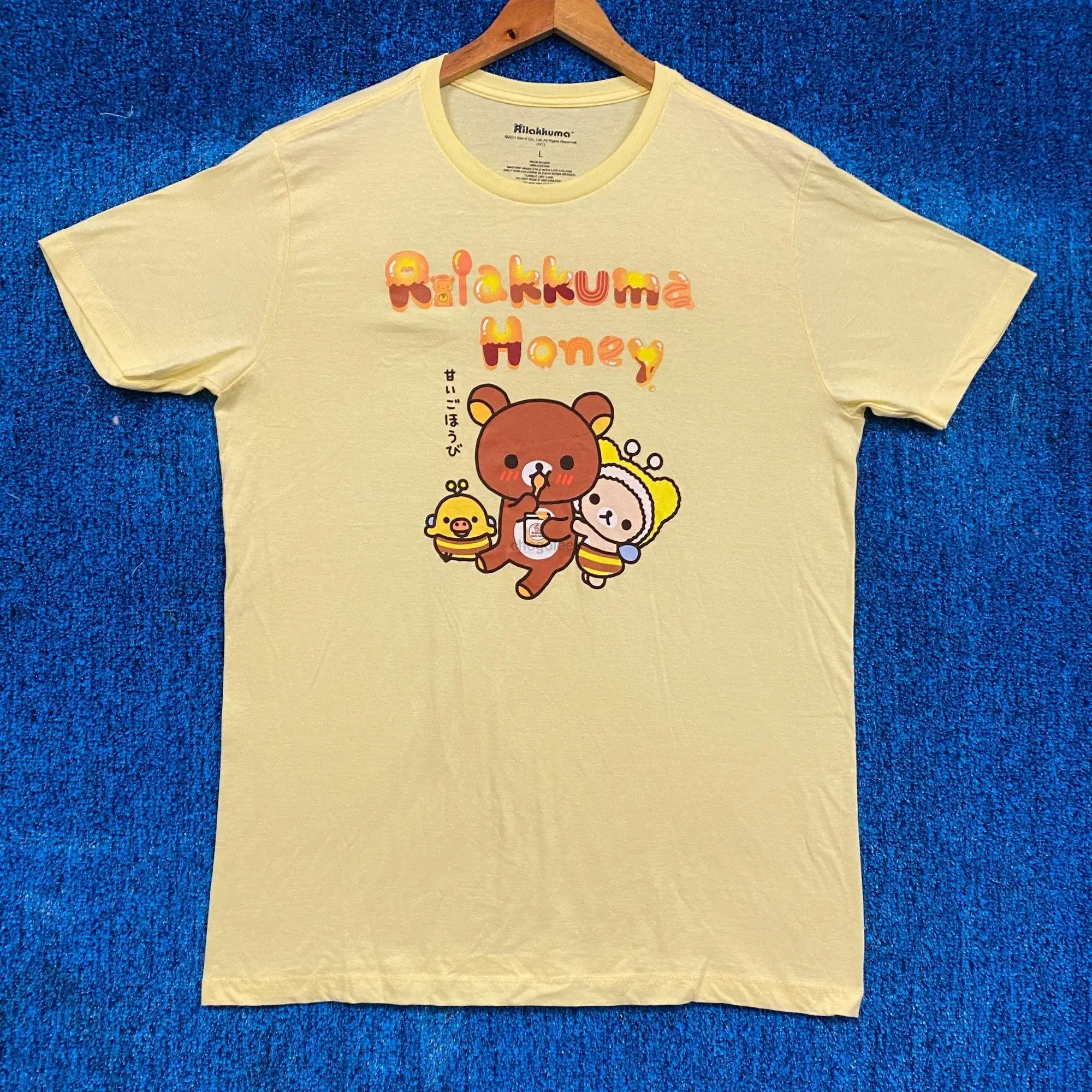 Rilakkuma-Honey-Japanese-Bee-Bears-Kawaii-Tee-L-men-t-shirt.jpg
