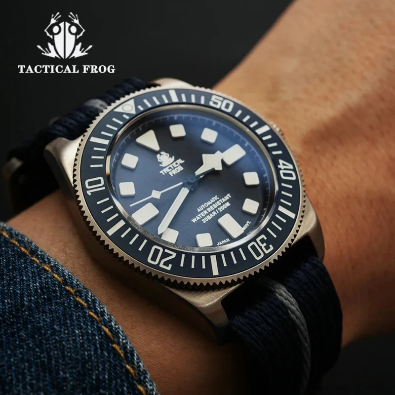 Tactical-Frog-V4-Titanium-Watch-BGW-9-Luminous-NH35-Automatic ...