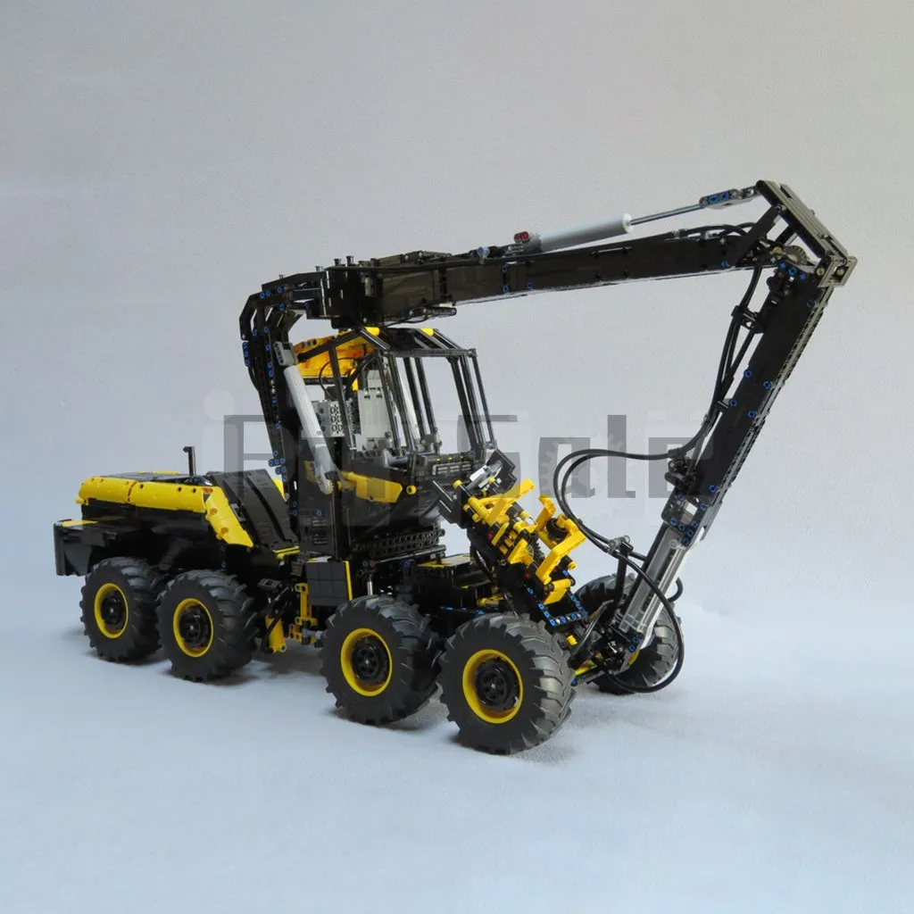 MOC-39417-Ponsse-Scorpion-King-Harvester-by-Marthart-Building-Block ...