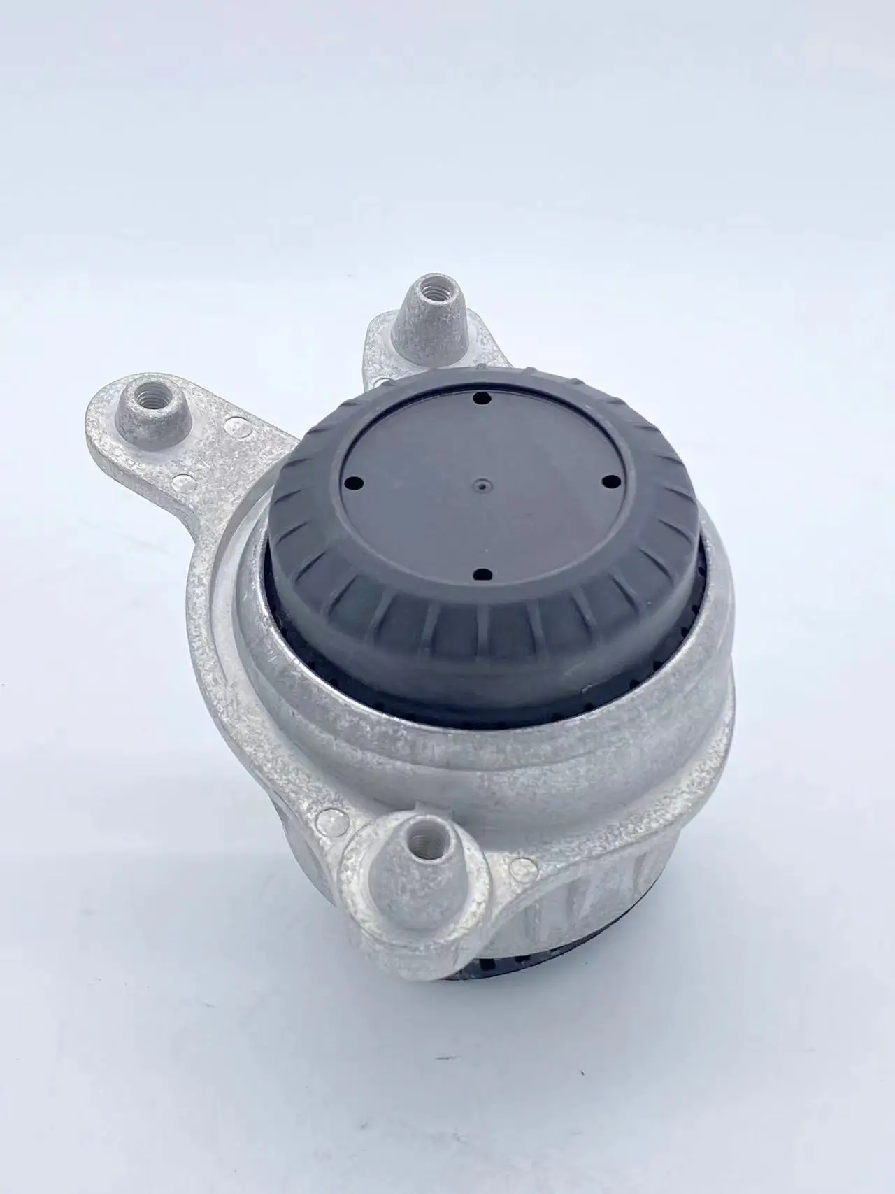 FRONT RIGHT ENGINE FRAME MOUNT OEM A2052400300 for MERCEDES 2015 2020 ...