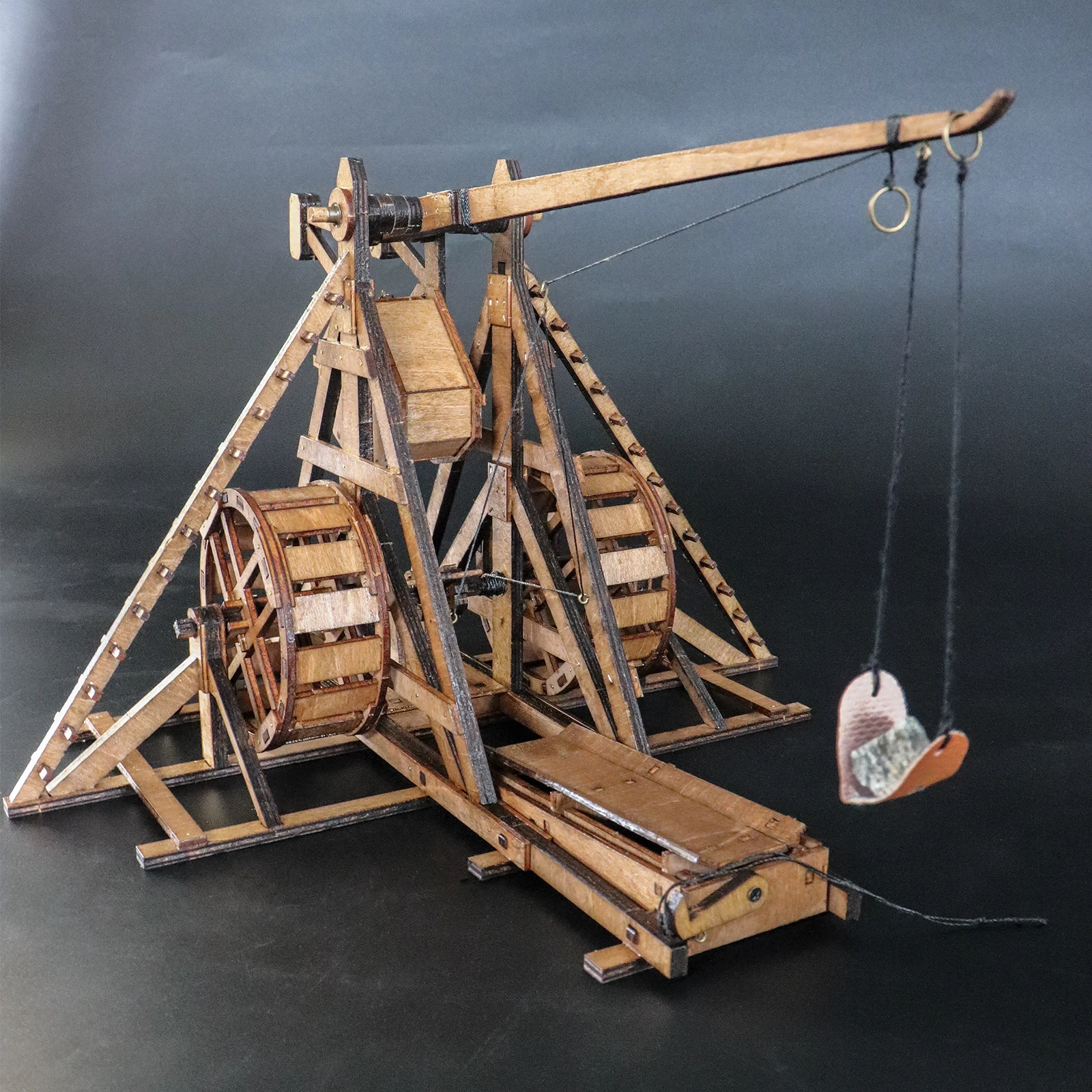 YAQUMW MINI Counterweight Trebuchet with Wheels Europe Medieval Siege ...