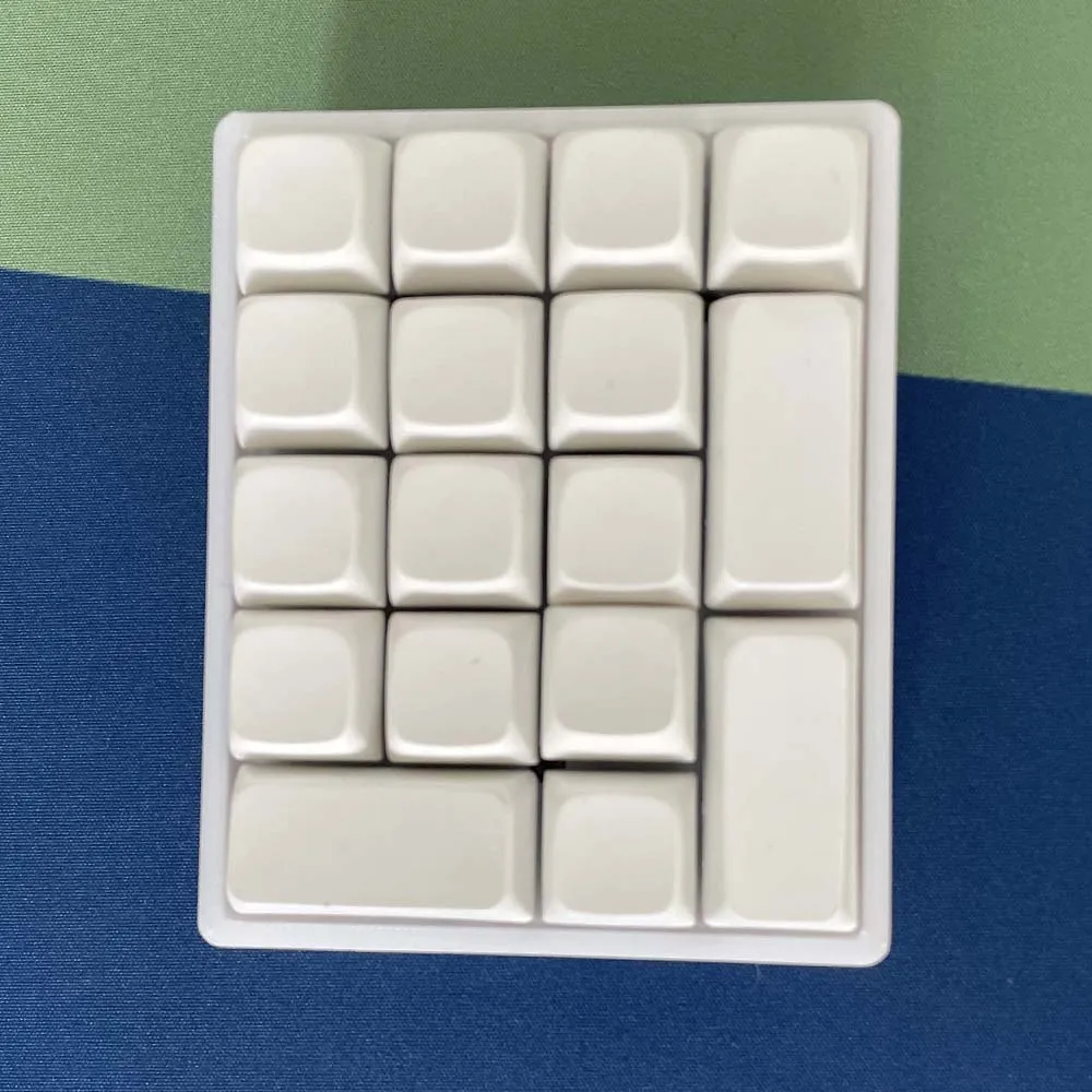 17keys-RGB-Hot-swappable-Numeric-Keypad-Wired-All-key-programmable-by ...