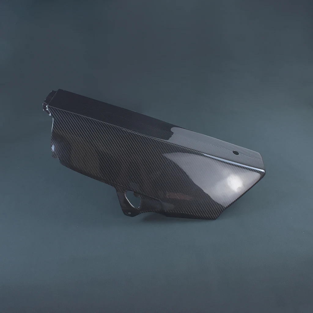 Carbon-Fiber-Race-Belly-Pan-Lower-Fairings-for-Yamaha-R1-R1M-2020-2023.jpg