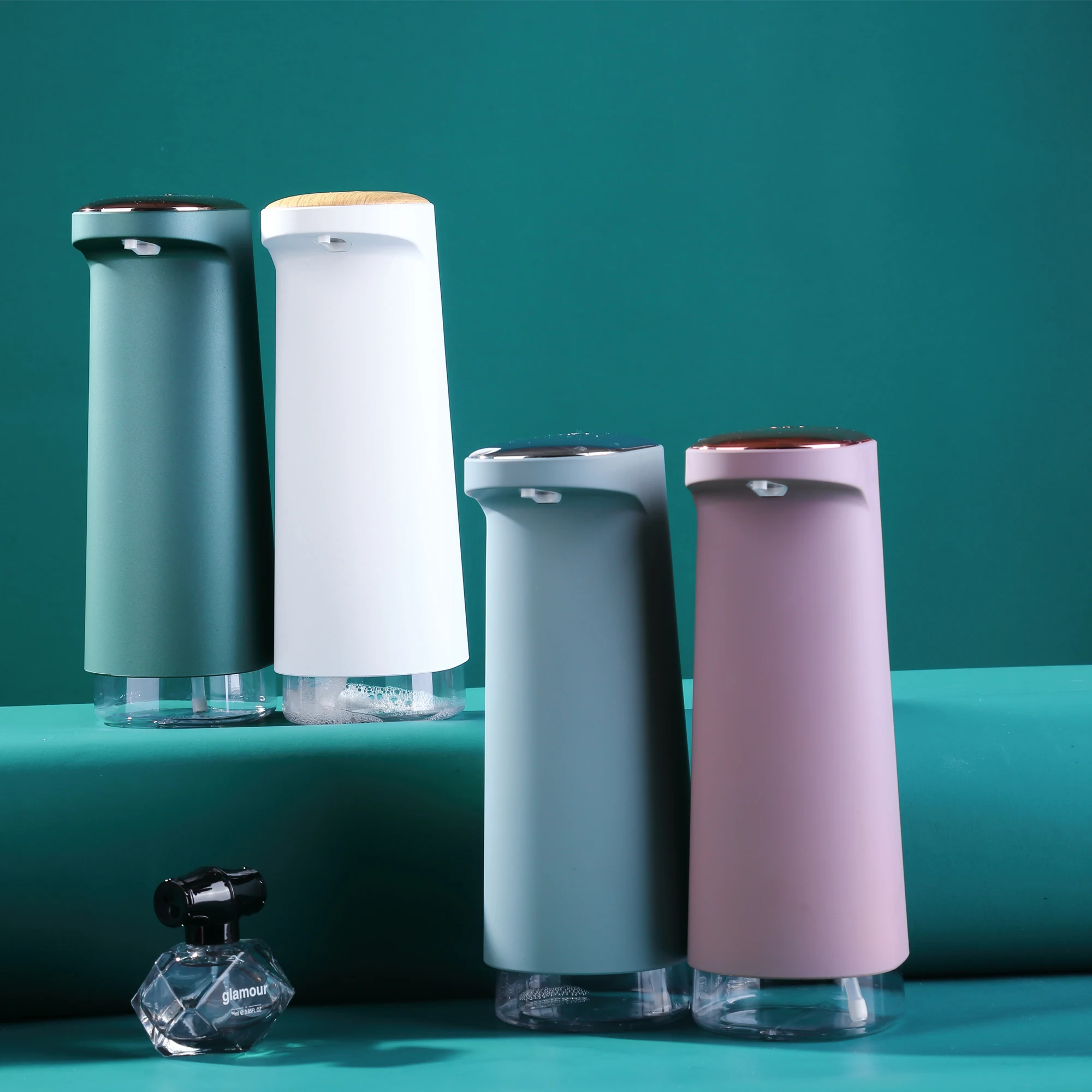 Comment fonctionne un distributeur savon : Tout ce que vous devez savoir