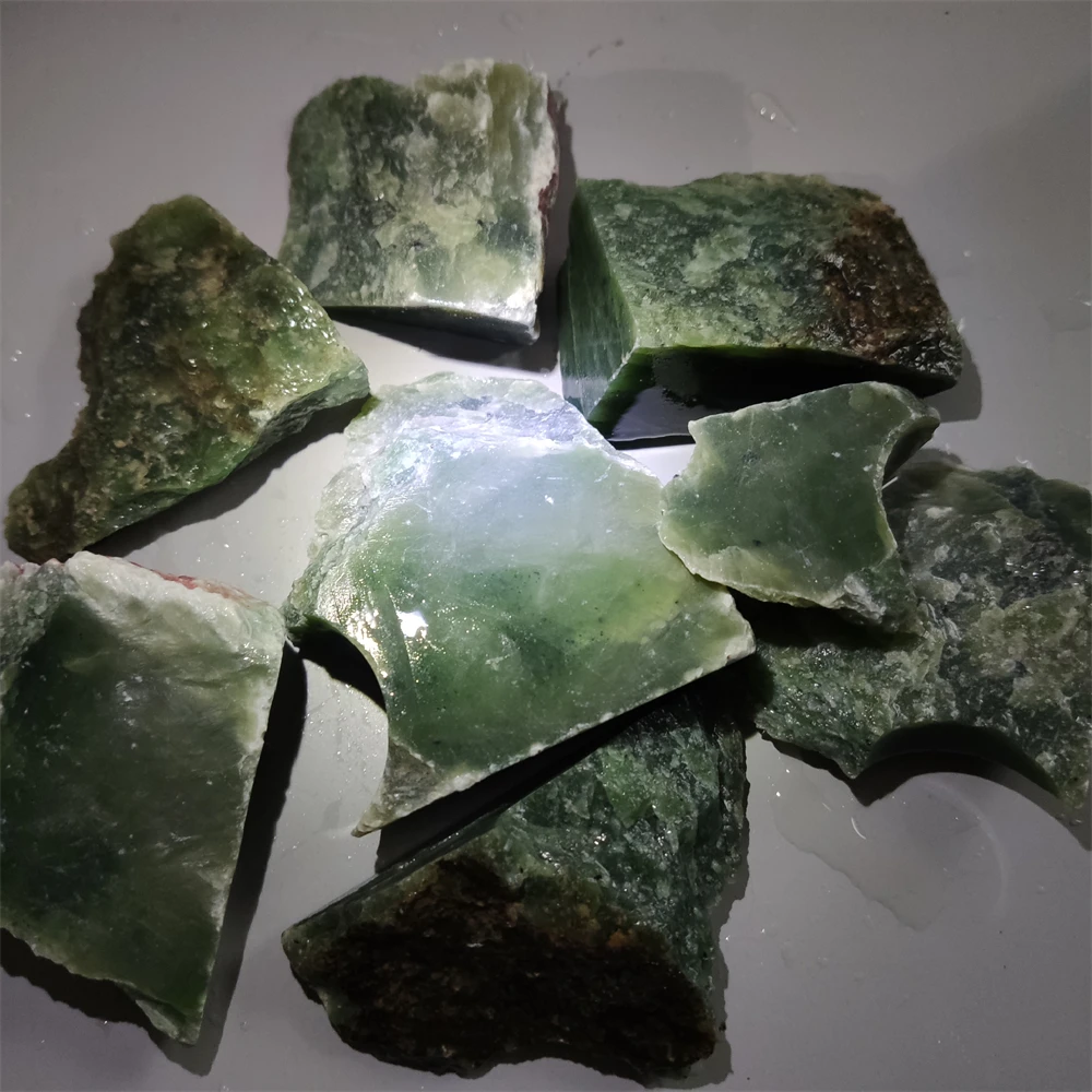 Natural-Raw-Green-Jasperite-Decoration-Stone-Gemstone-Diffuser-Oils ...