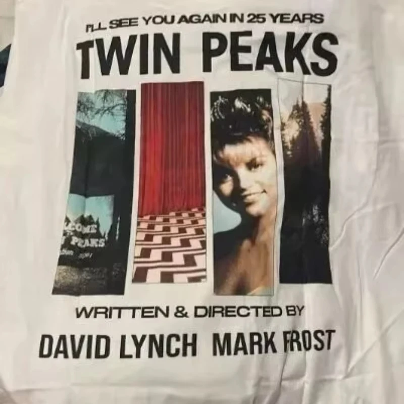 Beautiful Twins: Stylish, Timeless T-Shirts for the Perfect Matching Duo