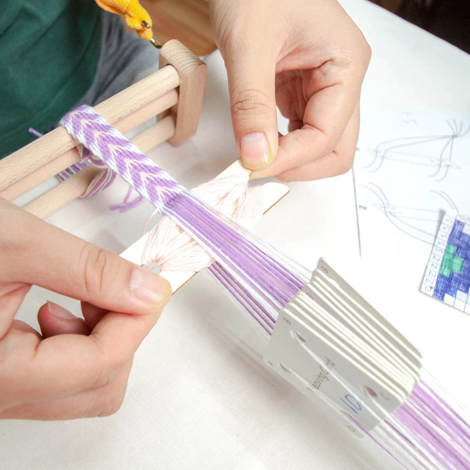 Durable-Weaving-Loom-Webbing-Holder-Machine-Woven-Weaving-Supplies-DIY ...