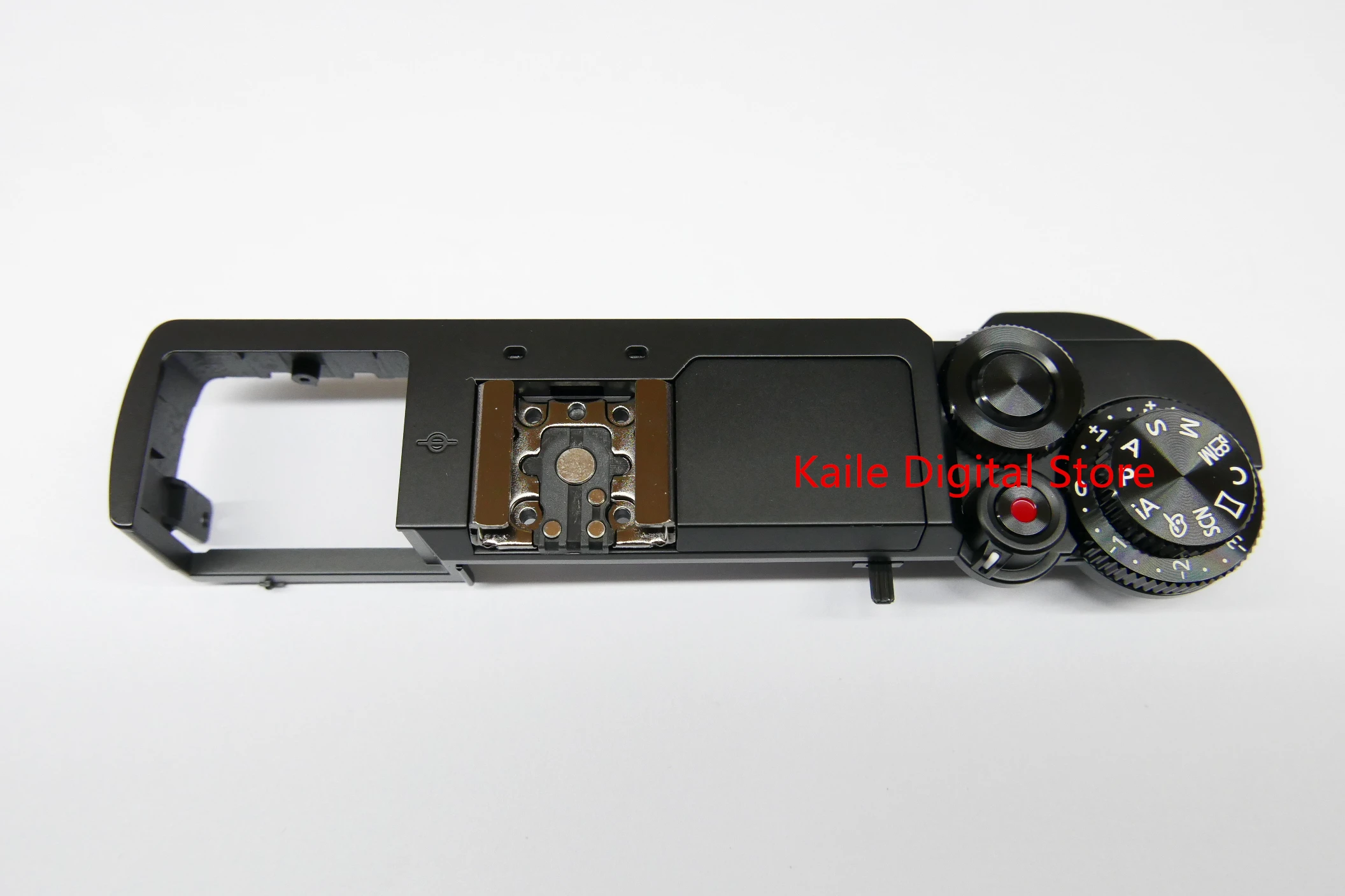 Lumix-DC-GX9-GX9-Assy.jpg