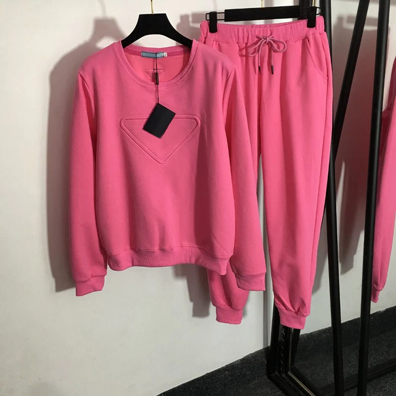 Ch-ndal-informal-de-marca-de-lujo-con-etiqueta-triangular-jersey-de ...