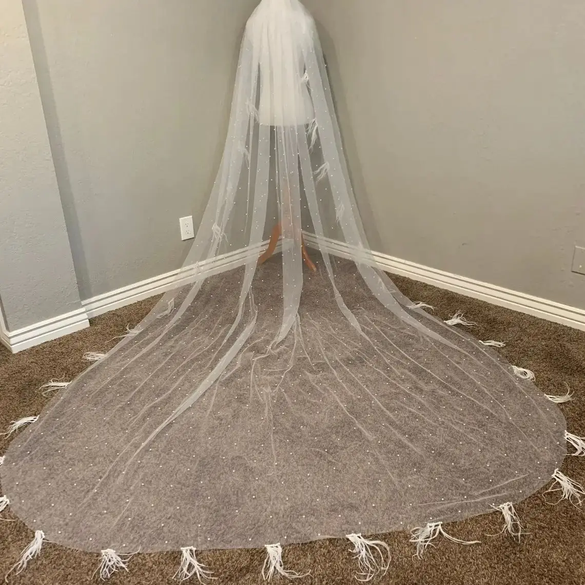 V23-Fashion-3M-Long-Cathedral-Wedding-Veils-with-Pearls-Bride-Soft ...