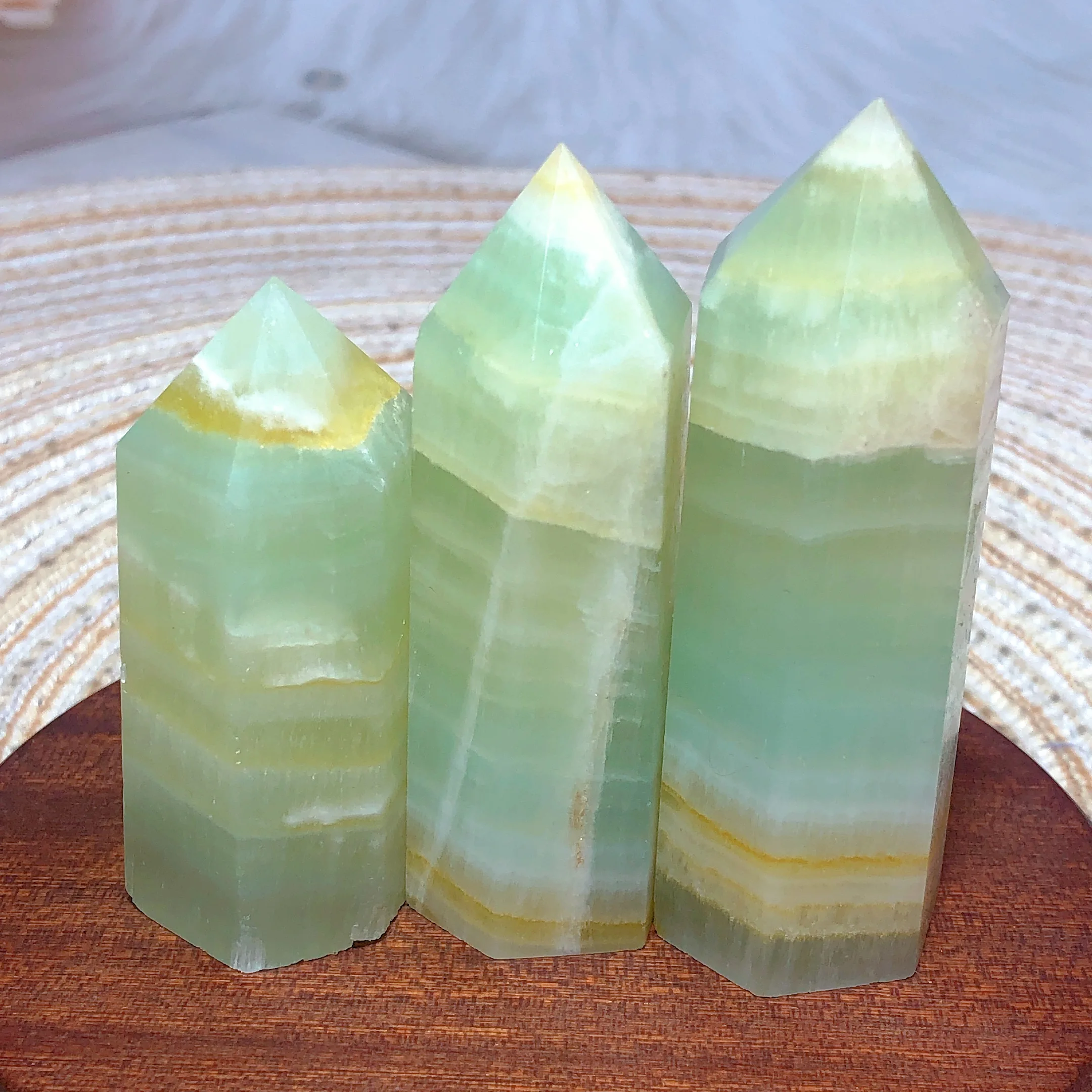 Natural-Crystal-Caribbean-Tower-Stone-Obelisk-Polished-Reiki-Gemstone ...