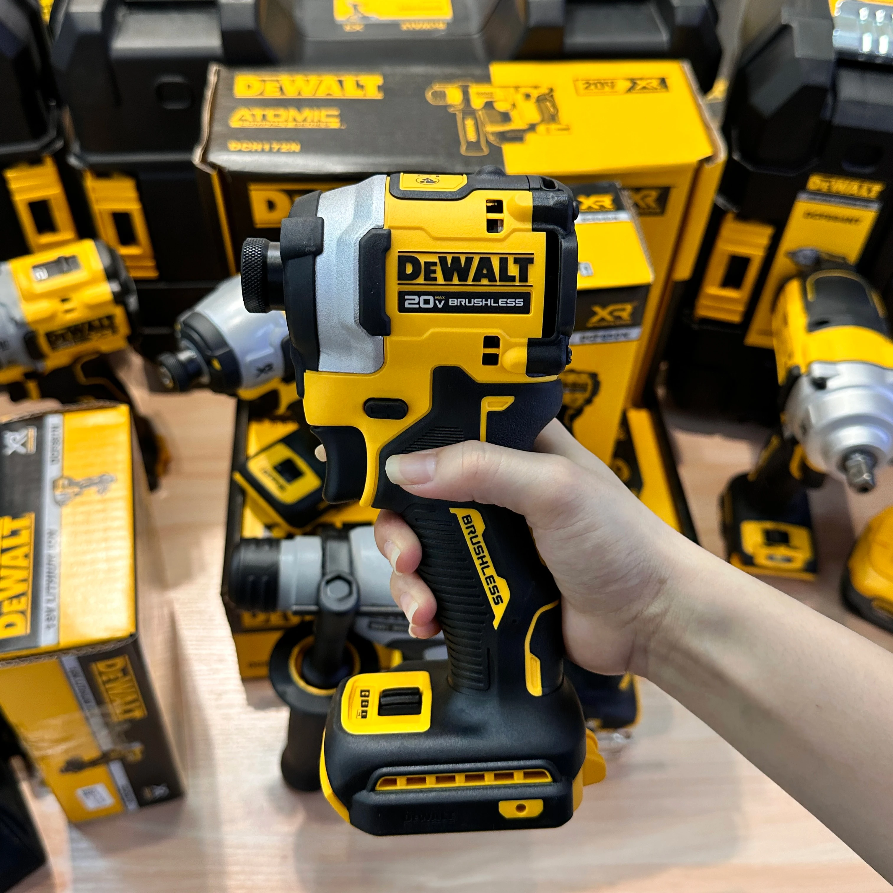 Atornillador De Impacto Dewalt Dcf887 20v Sale UK | www.pinnaxis.com