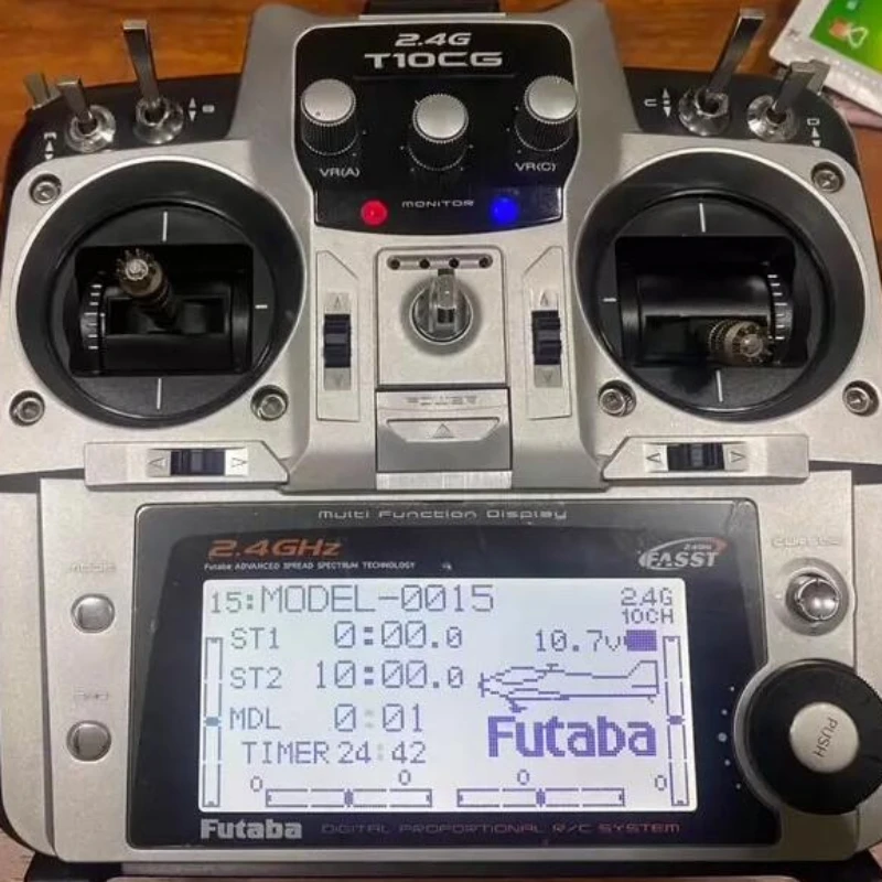 90-new-Futaba-10CG-10C-T10CG-2-4GHz-2-4g-FASST-2048-10ch-Transmitter ...