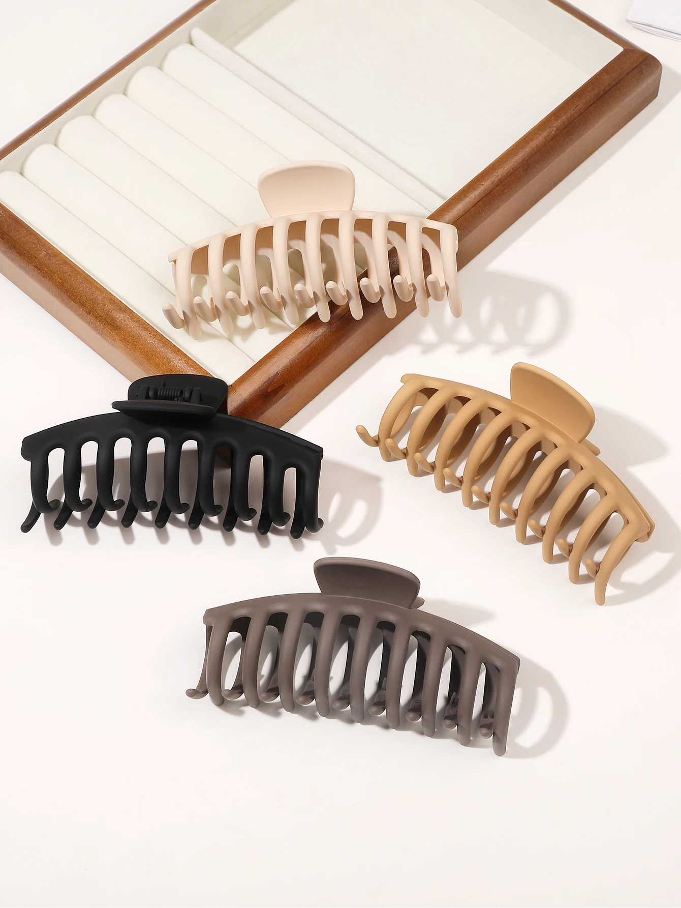 Large-Claw-Clips-For-Thick-Hair-Girls-Big-Hair-Clips-Claw-Matte-Claw ...
