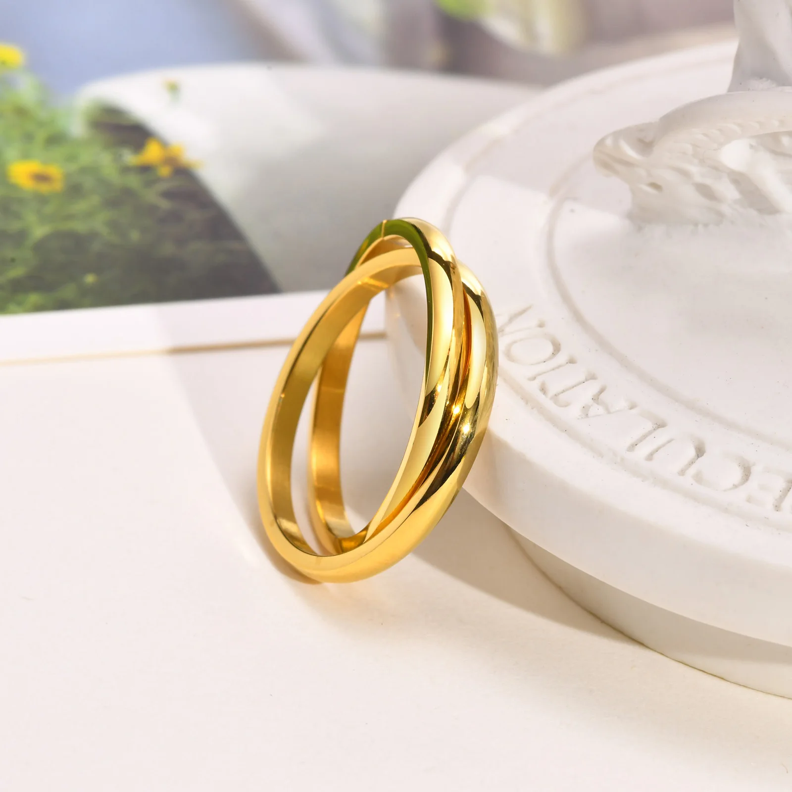 Interlocking Rings