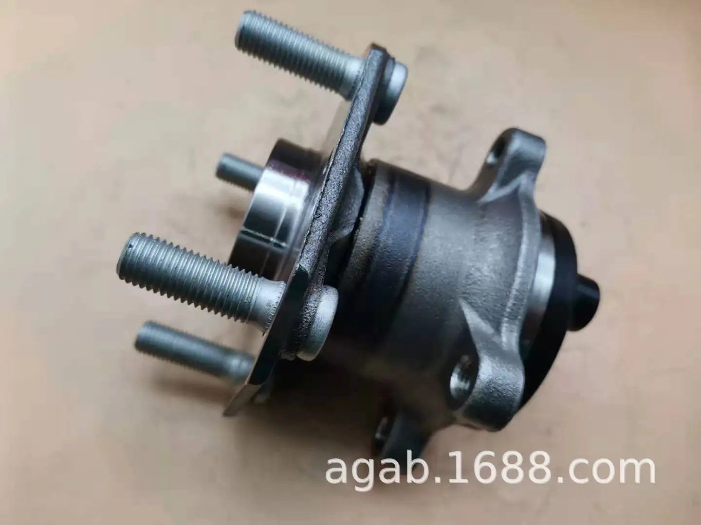 2014-M2-Rear-Wheel-Hub-Bearing-Assembly-D09H-26-15X.jpg