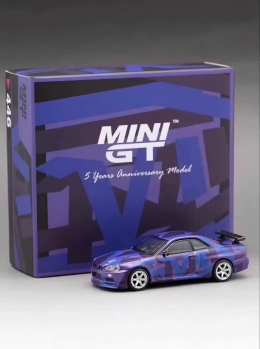 MINI-GT-1-64-446-Nissan-Skyline-GT-R-R34-V-Spec-II-MINI-GT-5.jpg
