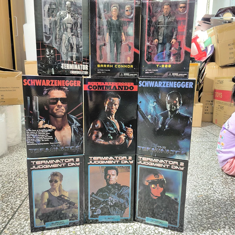 NECA-Terminator-2-Judgment-Day-T800-Sarah-Connor-T-800-T-1000-Arnold ...