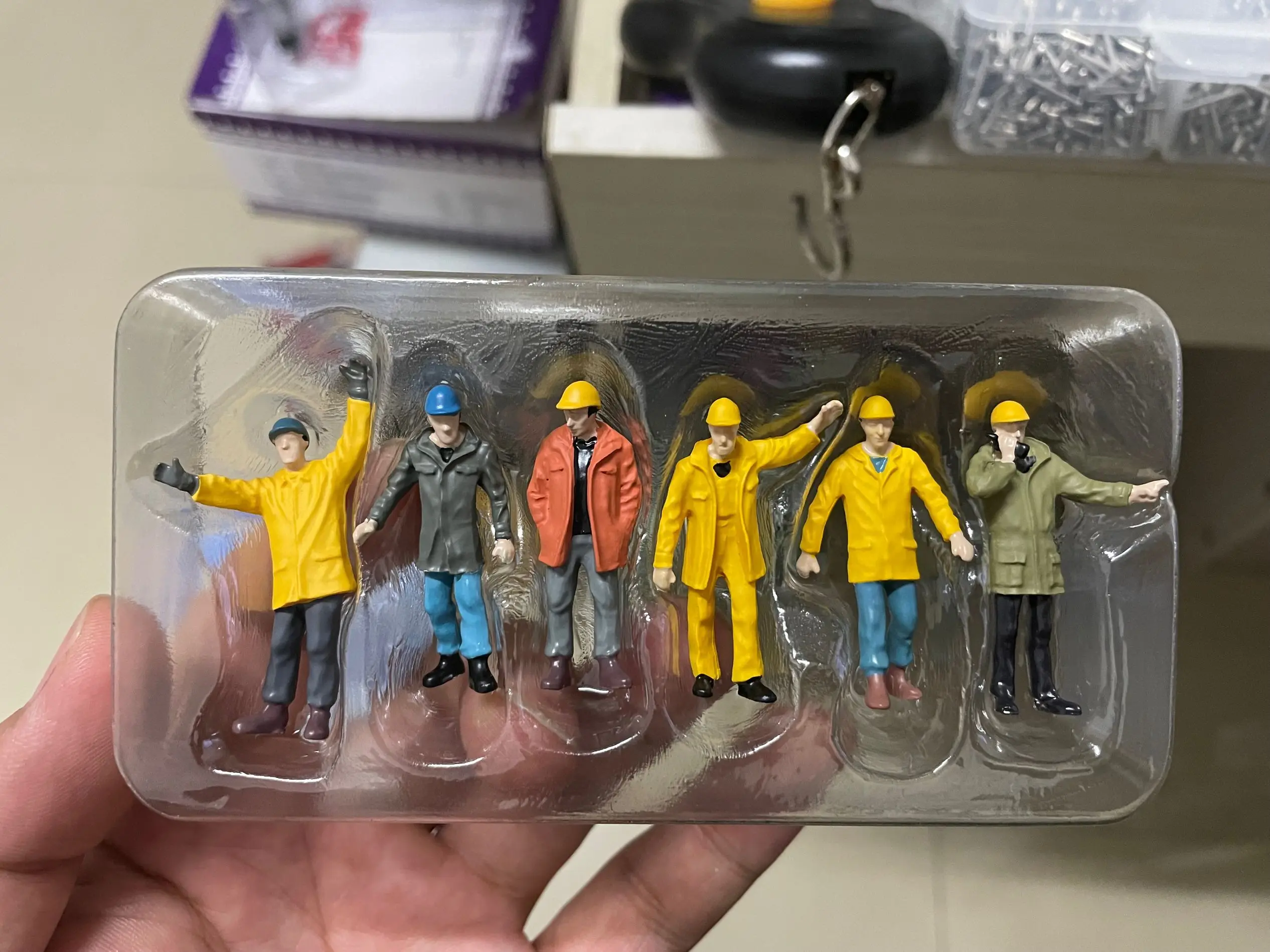 1:50 Scale Plastic Model Engineering Worker Figure Construction ...