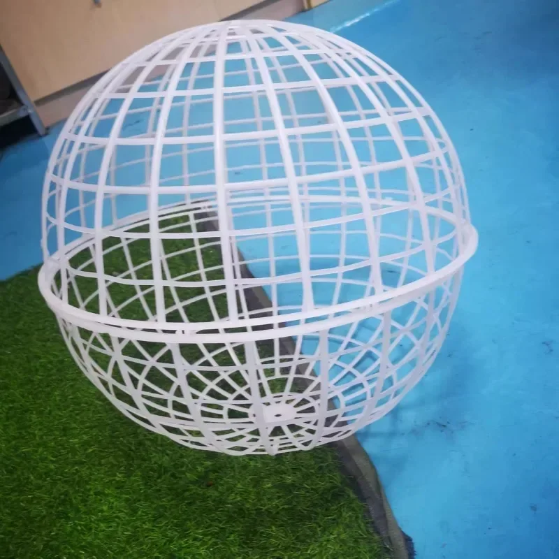 Plastic-Spherical-Chicken-Cage-Farm-Scenic-Area-Net-Red-Walking-Chicken ...