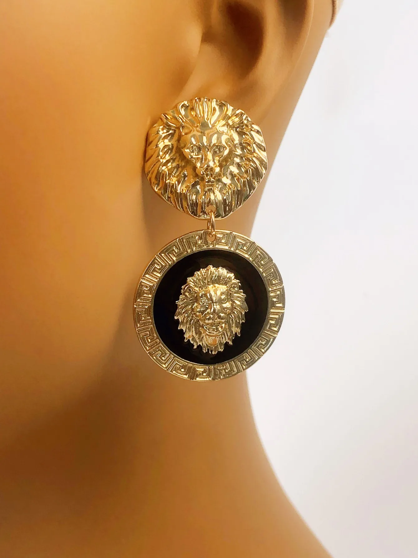 Exaggerated-Texture-Lion-Head-Earrings-Fashion-Simple-Trend-Drip-Enamel ...